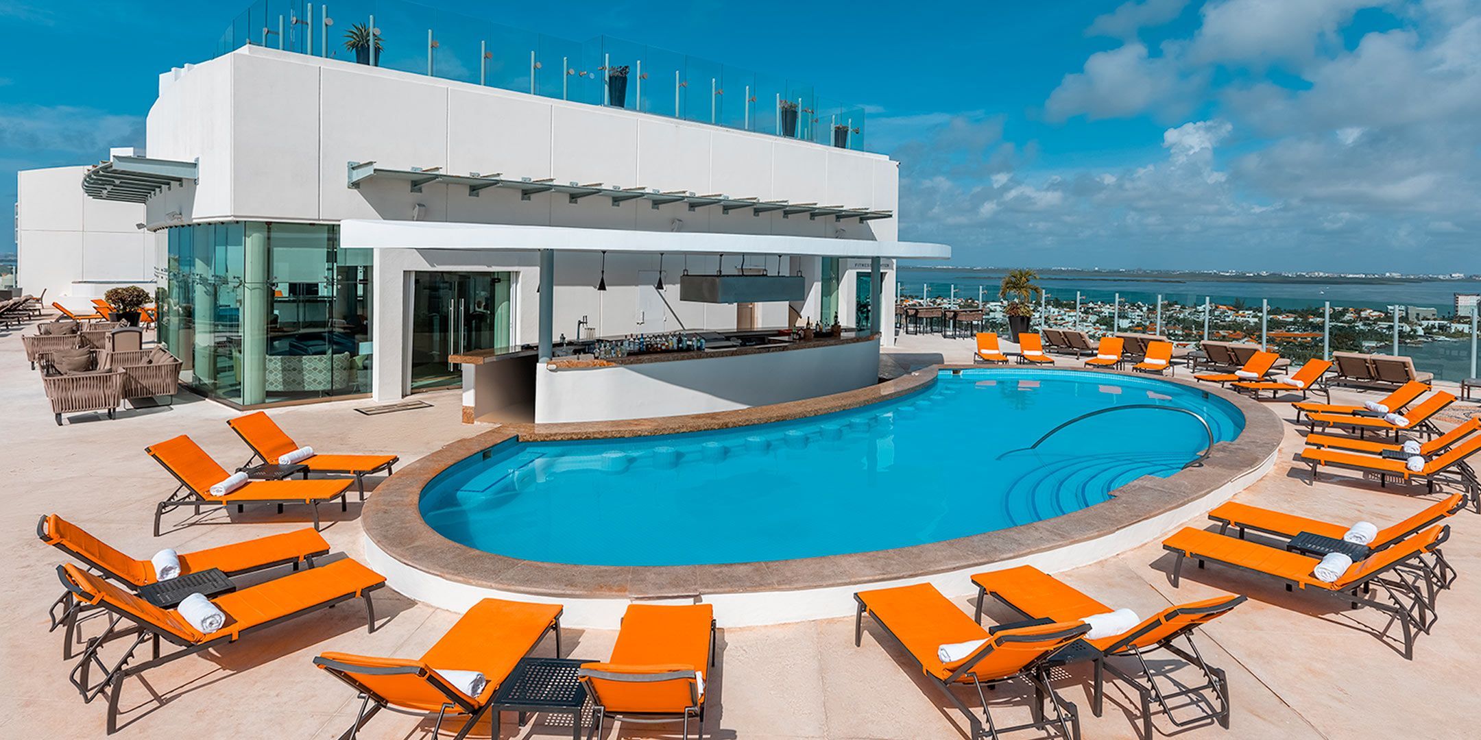 Fine dining restaurants and nightlife | Beach Palace®